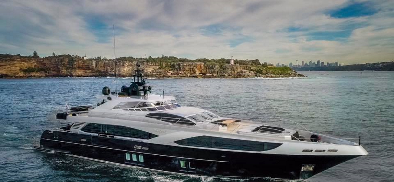 Ghost II - Boat Hire Sydney